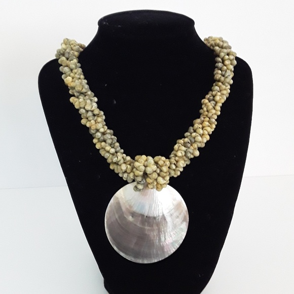 Jewelry | Vintage Shell Necklace | Poshmark